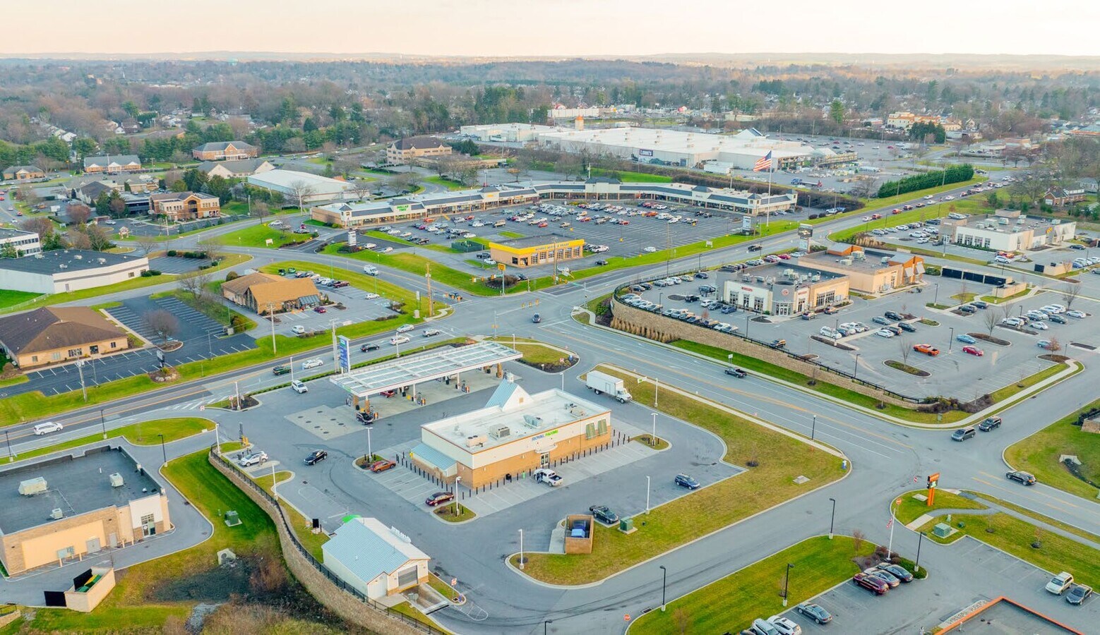 101-165 Rohrerstown Rd, Lancaster, PA 17603 - Regency Square | LoopNet