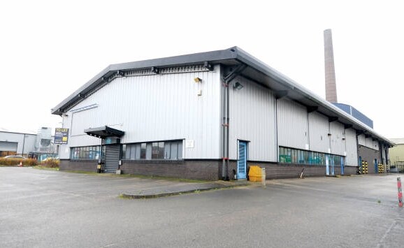 Manchester Rd, Bolton, BL3 2NH | LoopNet