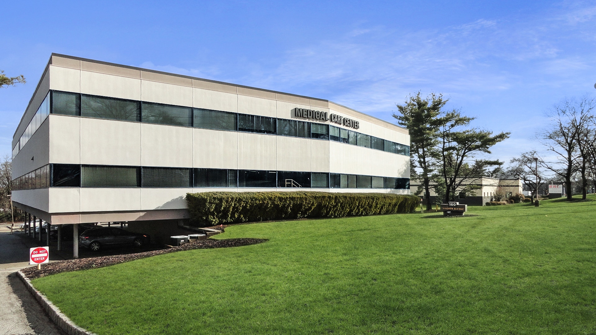 160 E Hanover Ave, Cedar Knolls, NJ 07927 - Medical Arts Building | LoopNet