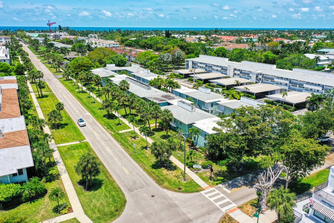 601-687 12th Ave S, Naples, FL 34102 - Everglades Club at Village Green ...