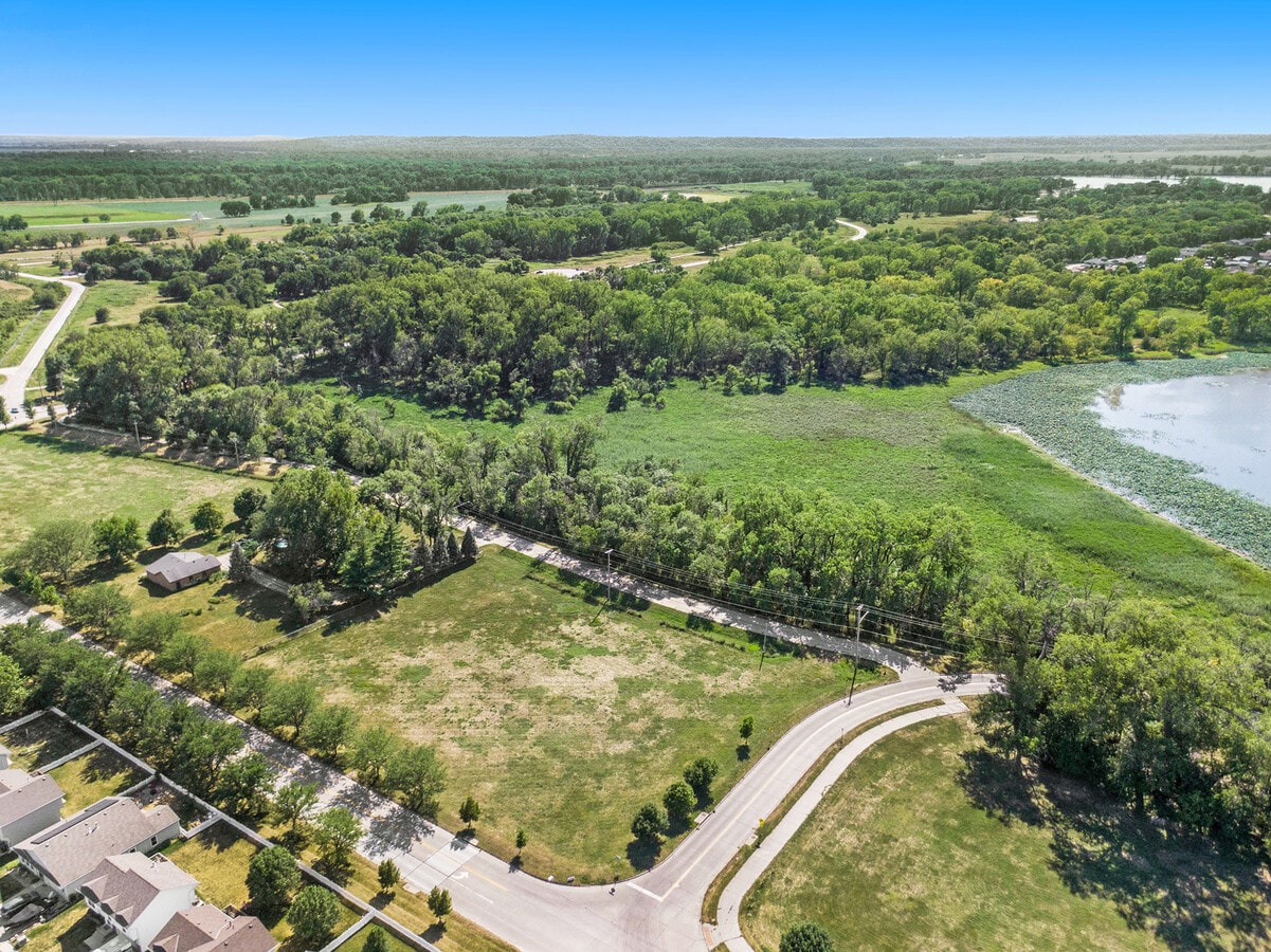 E Manawa Dr, Council Bluffs, IA 51501 - E. Manawa Drive | LoopNet