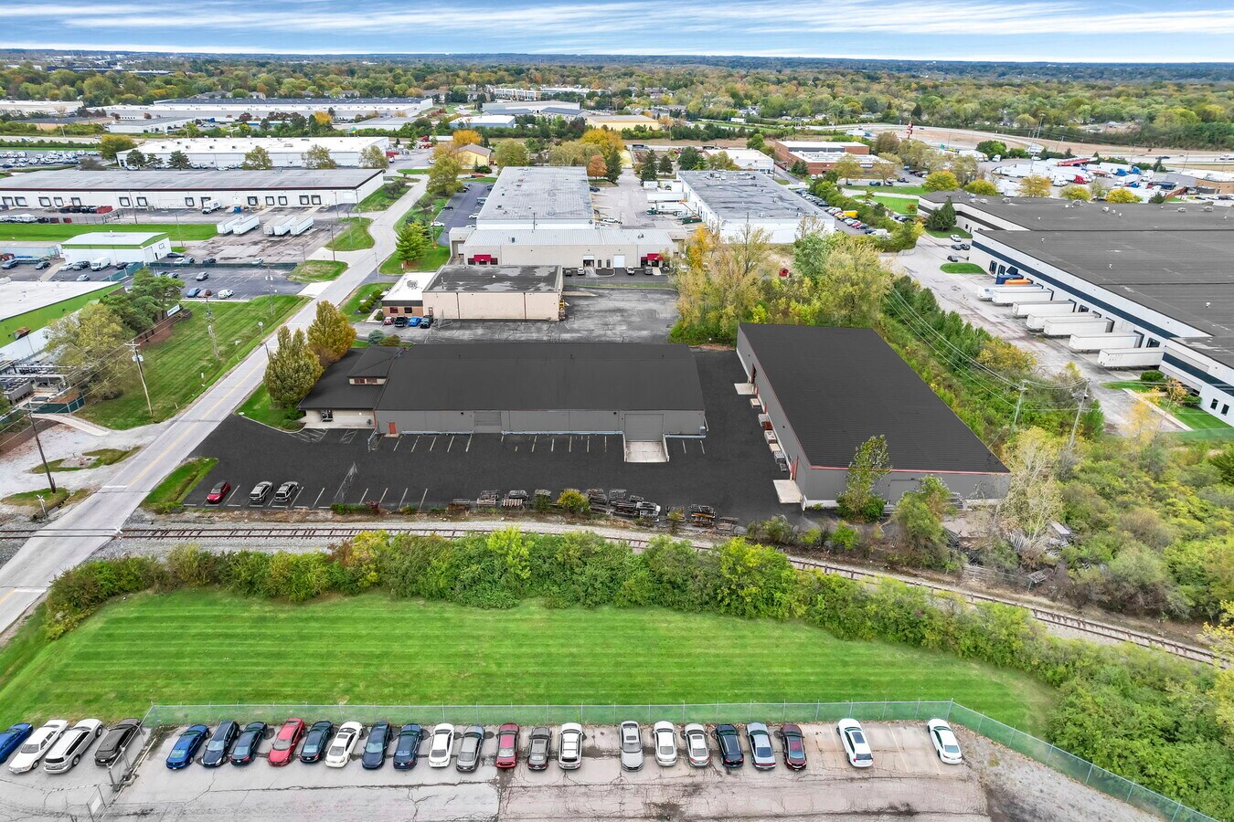 850 Kaderly Dr, Columbus, OH 43228 | LoopNet