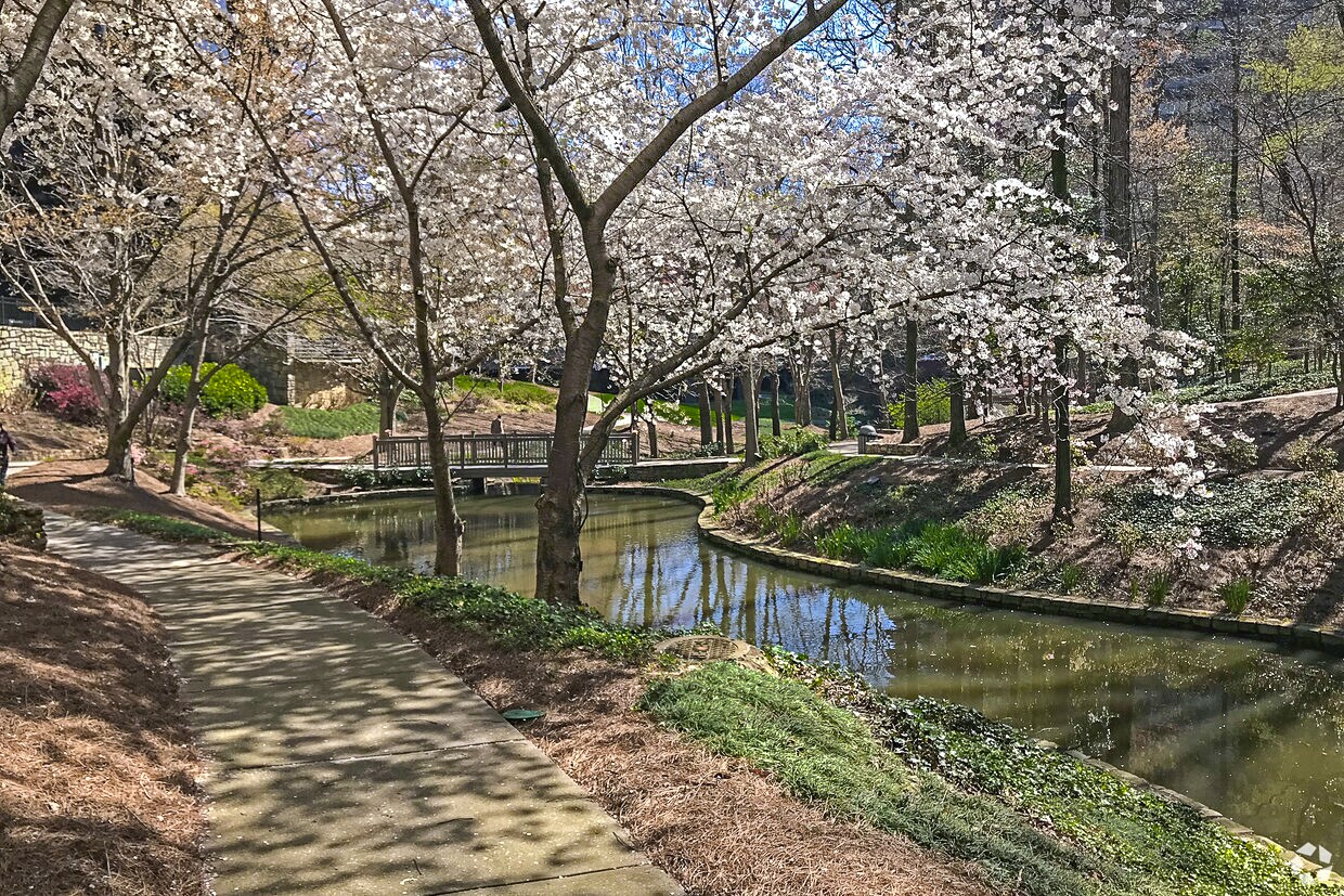 3 Ravinia Dr, Atlanta, GA 30346 - Three Ravinia | LoopNet