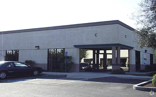 1316 Coffee Rd, Modesto, CA 95355 | LoopNet