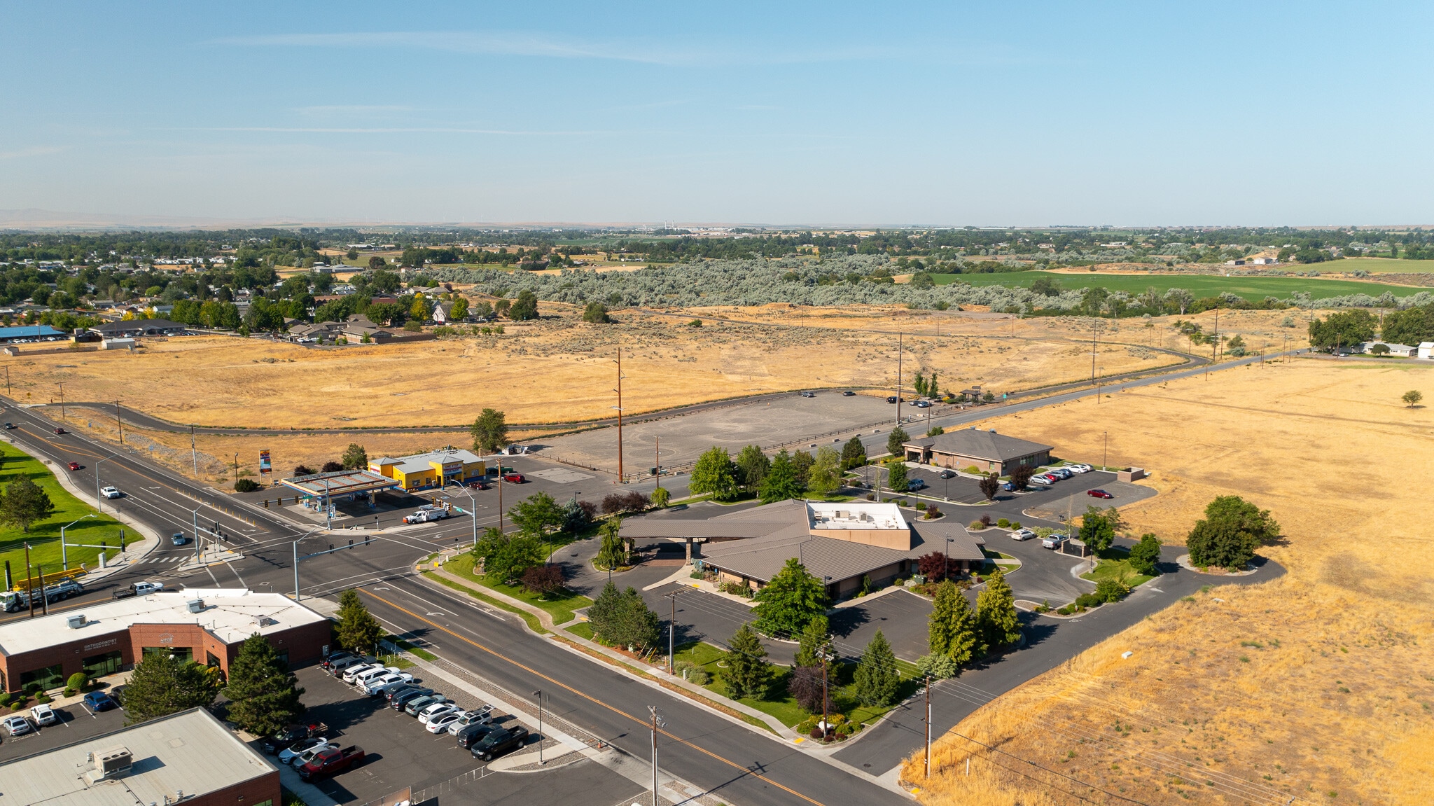 1122 W Elm Ave, Hermiston, OR 97838 - Flex for Sale | LoopNet