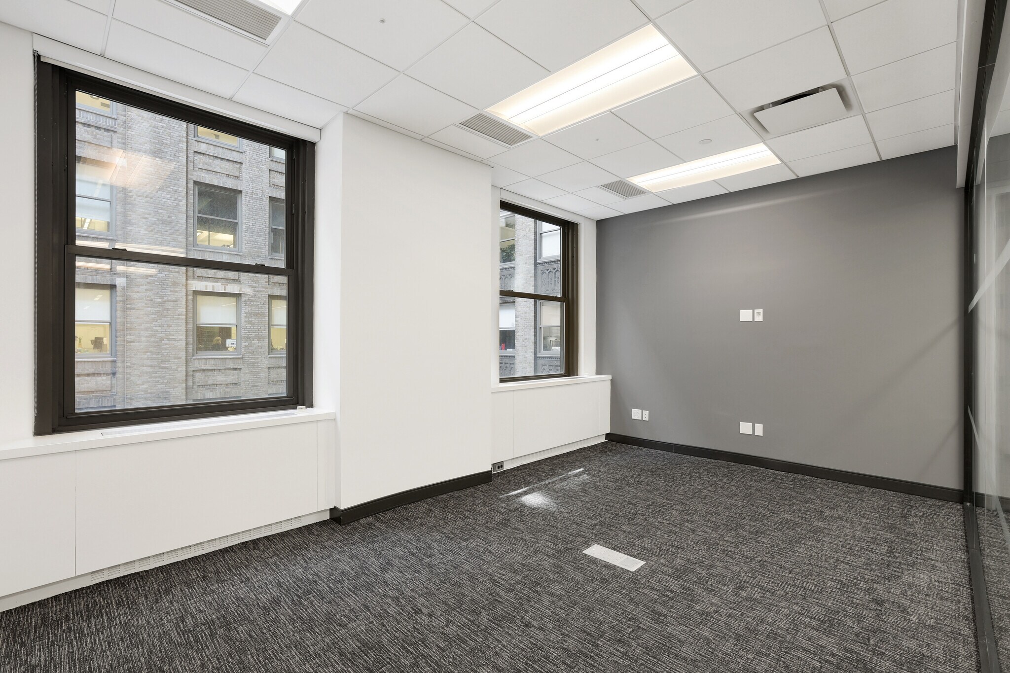 60 E 42nd St, New York, NY 10165 - One Grand Central Place | LoopNet