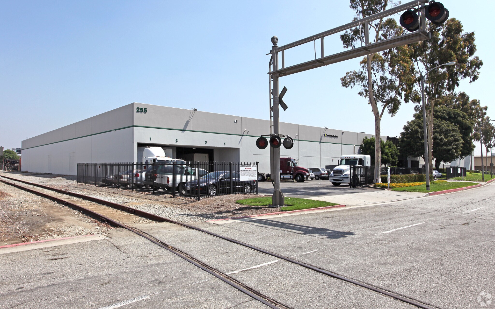 255 W Manville St, Compton, CA 90220 - Bldg 6 | LoopNet