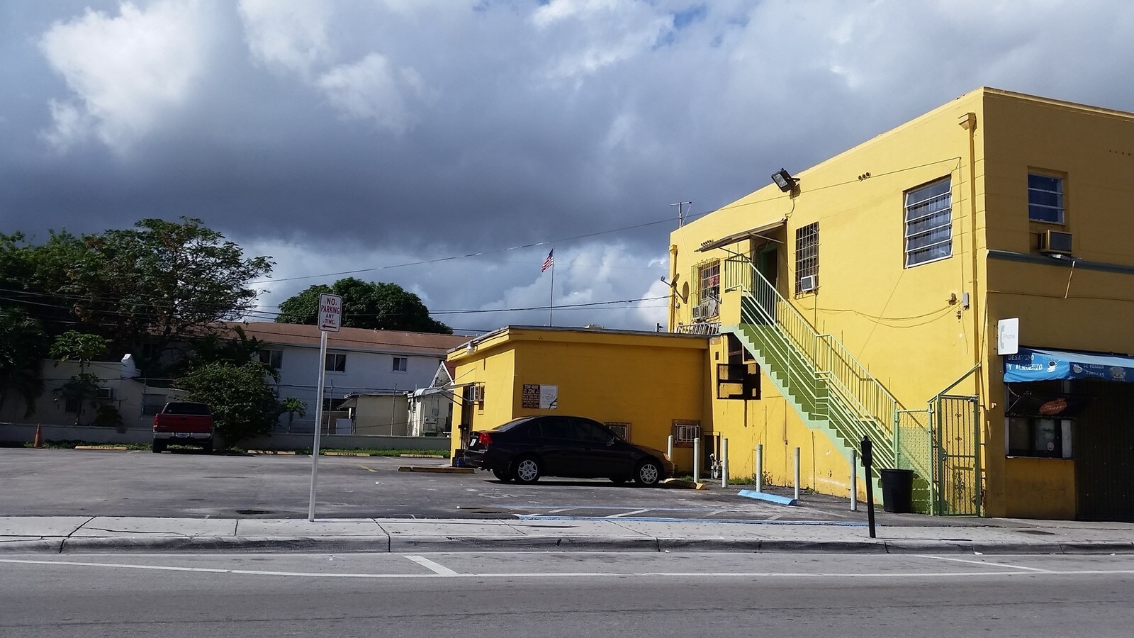 240 NW 8th Ave, Miami, FL 33128 | LoopNet