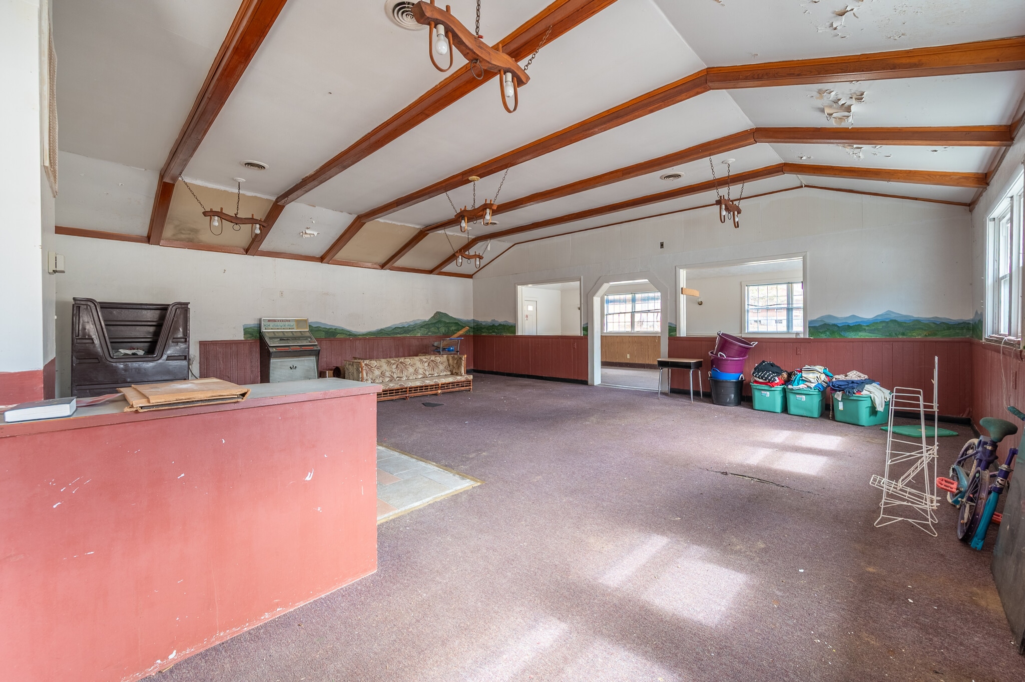 2295 Jeb Stuart Hwy, Meadows Of Dan, VA 24120 - Blue Ridge Motel | LoopNet