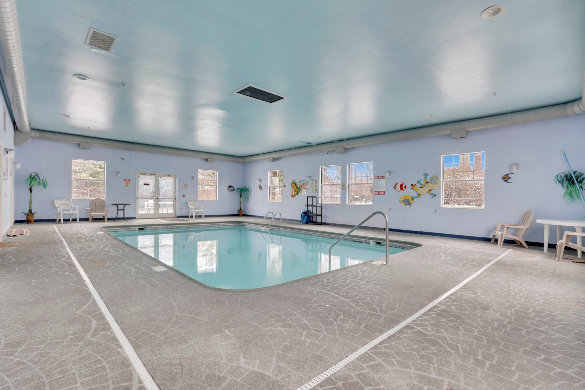 11180 Dowlin Dr, Cincinnati, OH 45241 - Hawthorn Extended Stay by ...