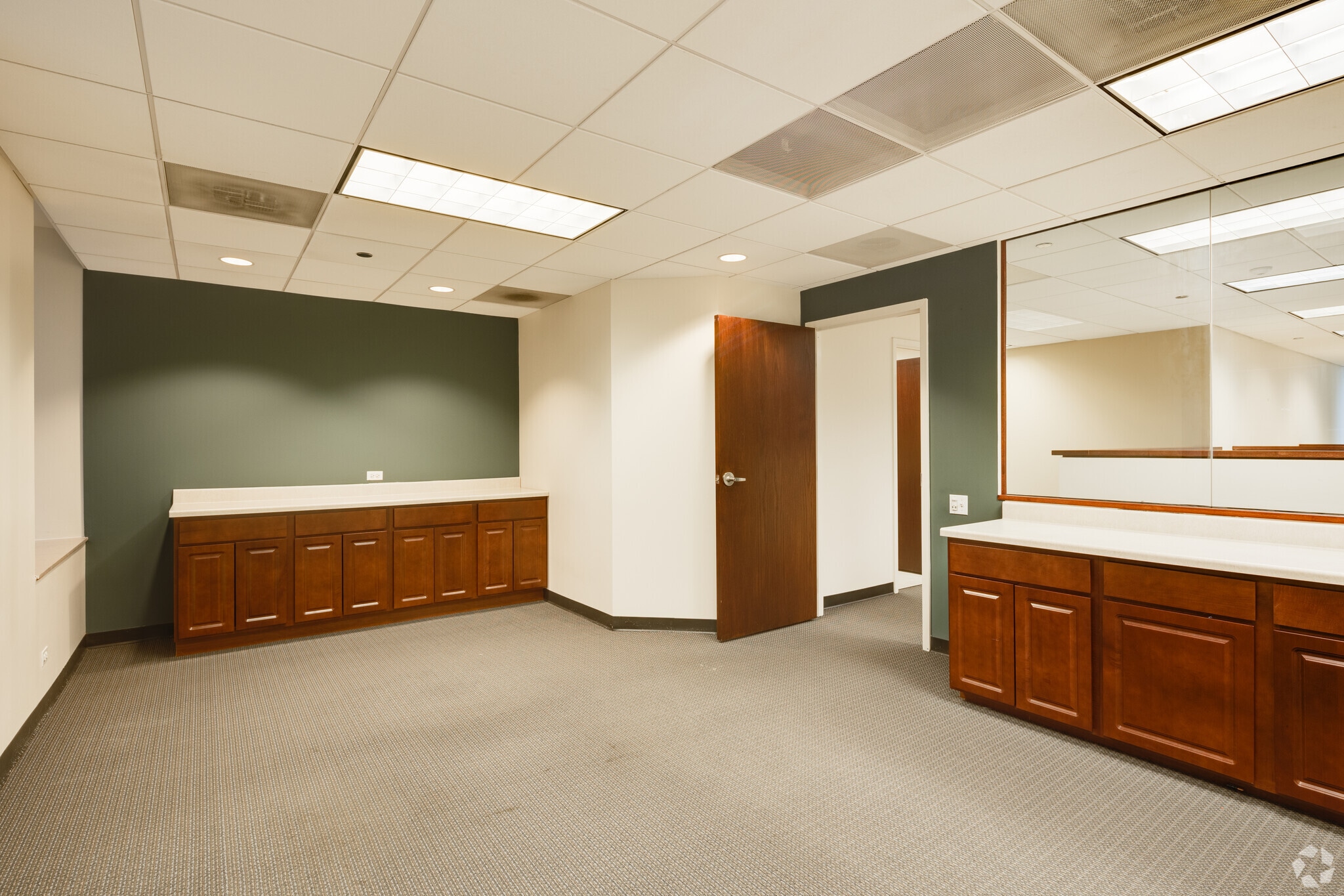205 W Wacker Dr, Chicago, IL 60606 - Office for Lease | LoopNet