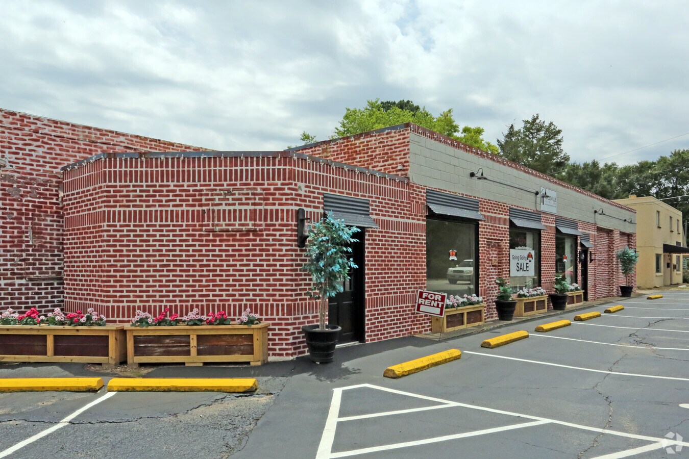 103 S Main St, Rolesville, NC 27571 | LoopNet