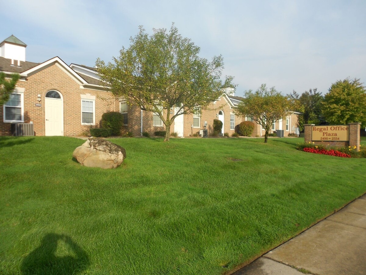 2490-2502 S Rochester Rd, Rochester Hills, MI 48307 | LoopNet