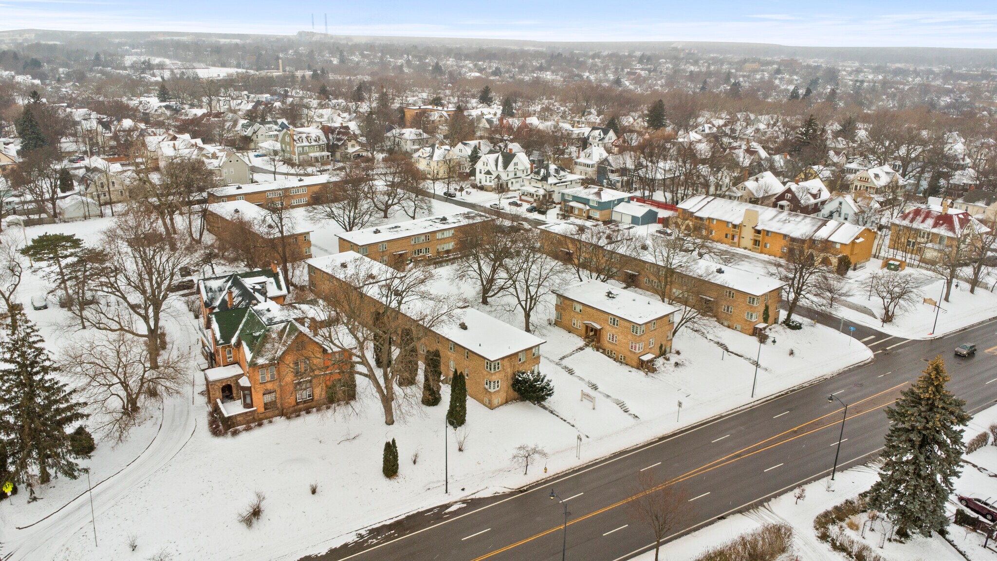 1059 Lake Ave, Rochester, NY 14613 | LoopNet