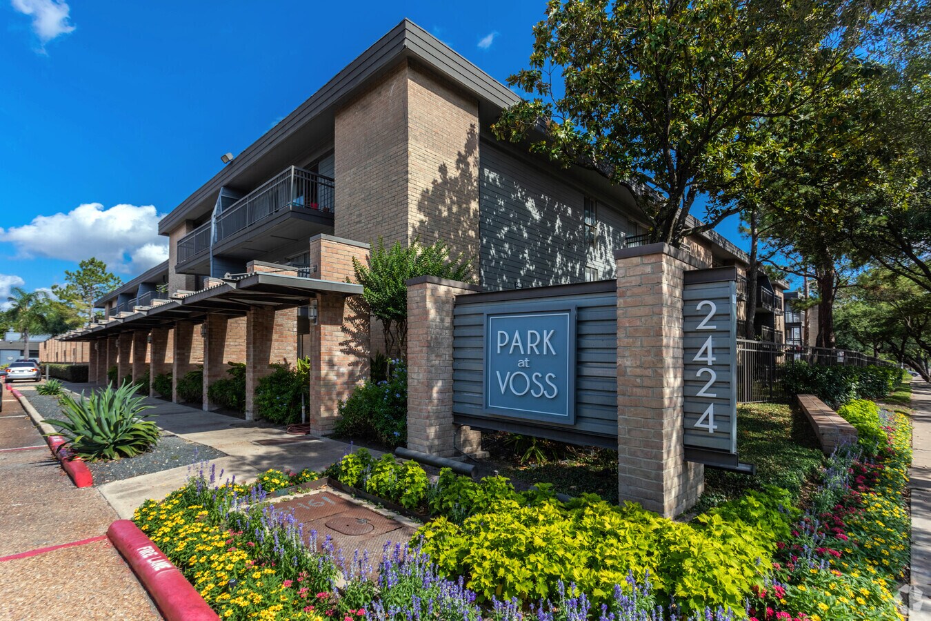 2424 S Voss Rd, Houston, TX 77057 | LoopNet