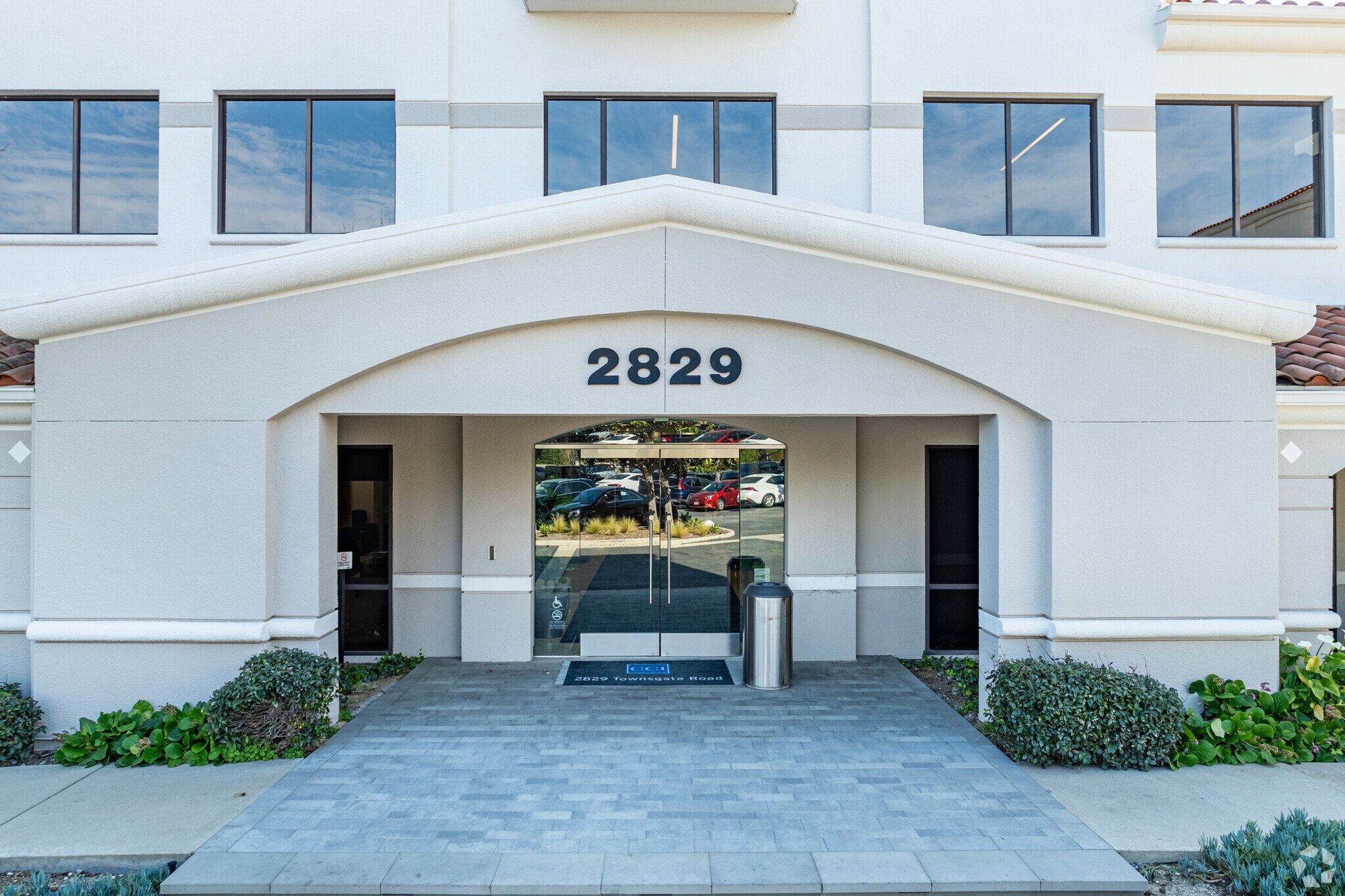 2829 Townsgate Rd, Westlake Village, CA 91361 - Westlake Plaza Center | LoopNet