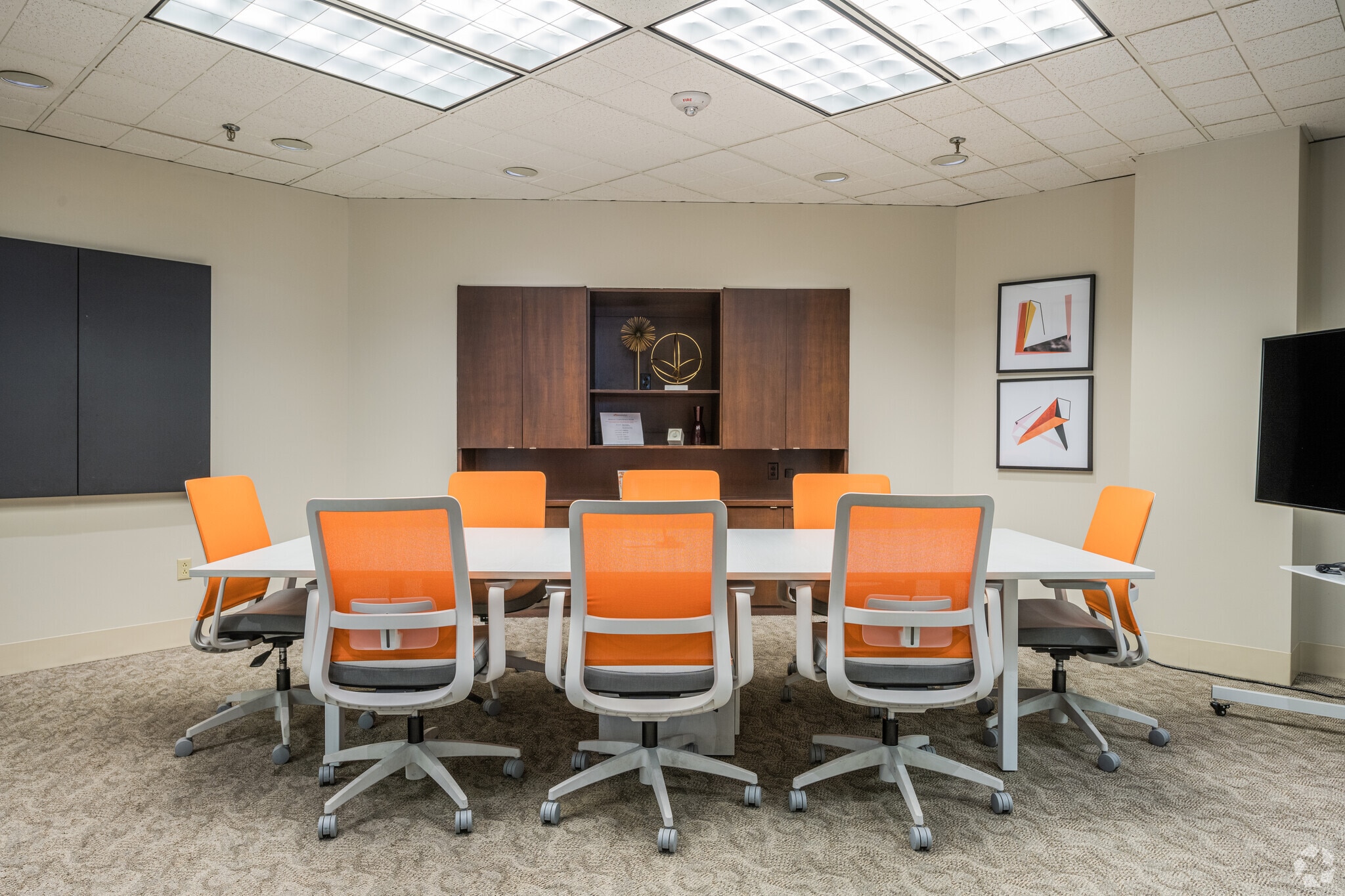 231 S Bemiston Ave, Clayton, MO 63105 - Office Evolution Clayton | LoopNet