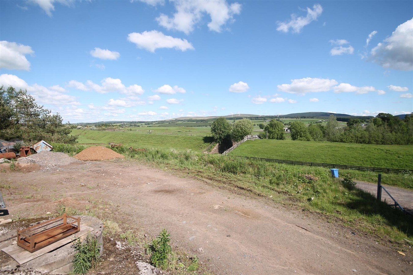 B745, Strathaven, ML10 6QQ | LoopNet