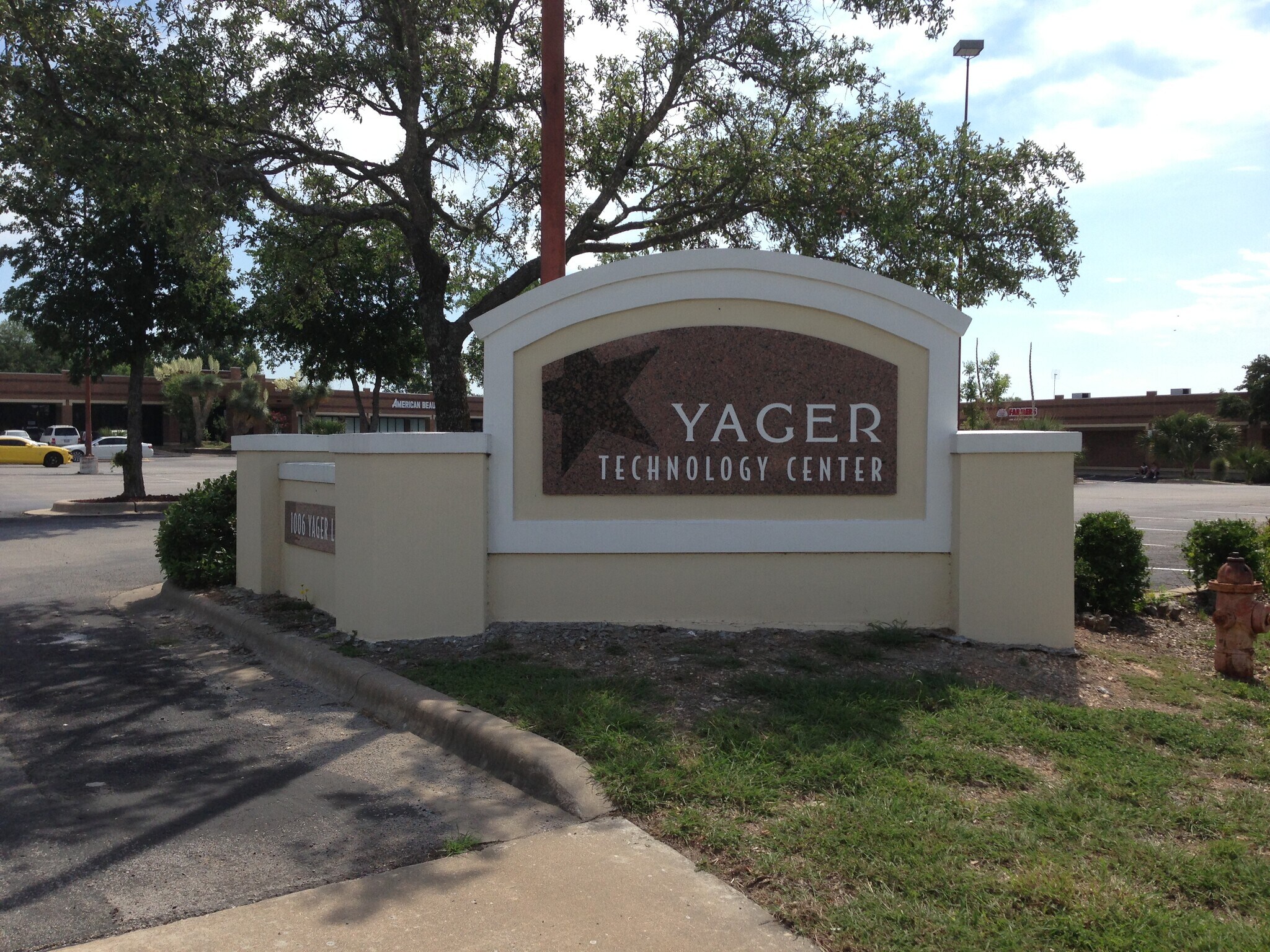 1006 E Yager Ln, Austin, TX 78753 - Yager Technology Center | LoopNet