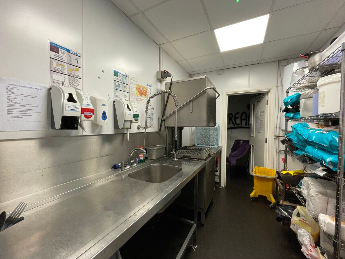 Church Hl, London, E17 3AG - Office for Sale | LoopNet