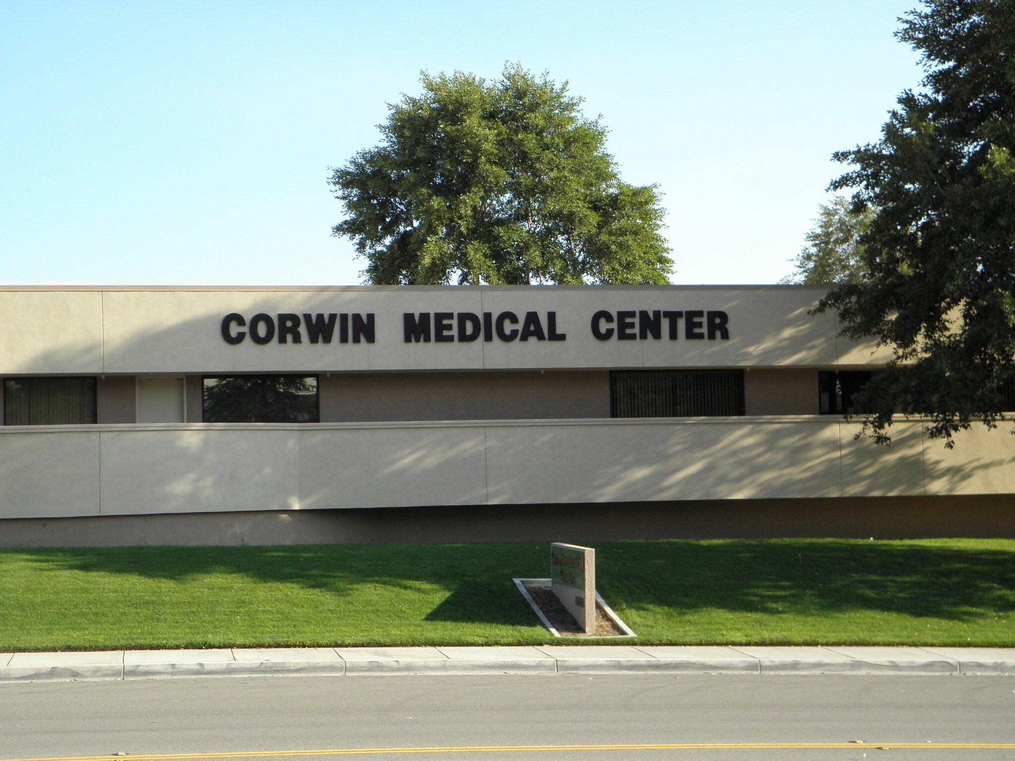 18523 Corwin Rd, Apple Valley, CA 92307 - Office for Lease | LoopNet