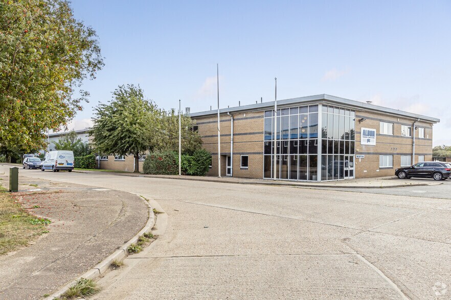 R2 Rochehall Way, Rochford, SS4 1JU - Industrial for Lease | LoopNet