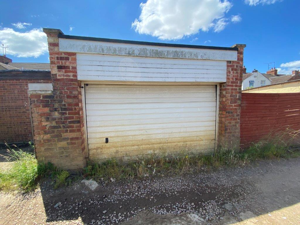 57 St Leonards Rd, Northampton, NTH NN4 8DL | LoopNet