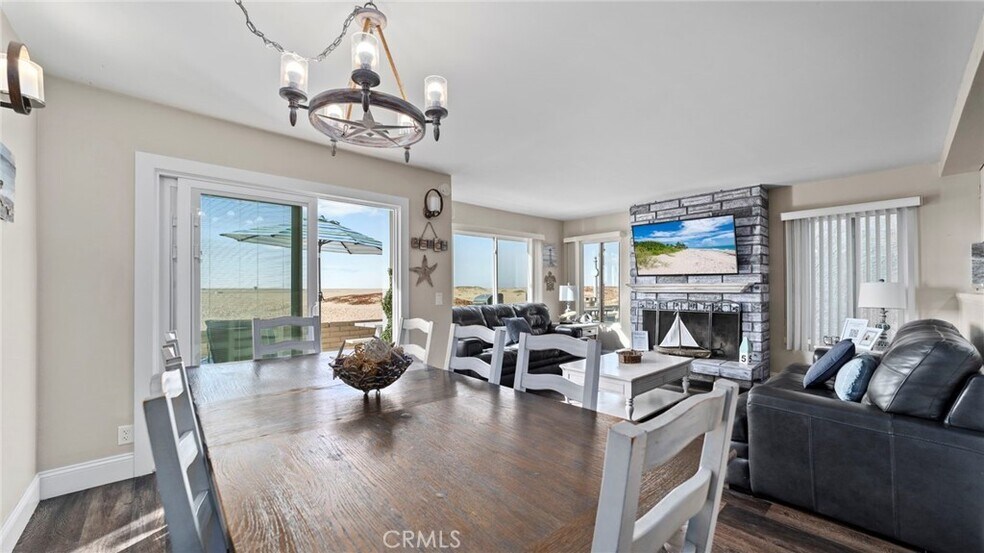 402 E Oceanfront, Newport Beach, CA 92661 - Multifamily for Sale | LoopNet
