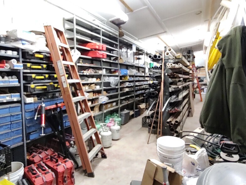 38 Milton Rd, Rochester, NH 03868 - Retail for Lease | LoopNet