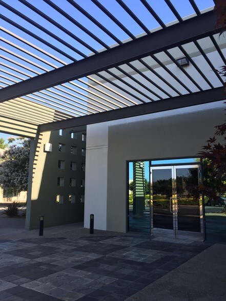 620 Airpark Rd, Napa, CA 94558 | LoopNet