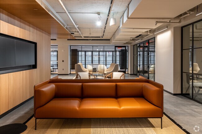 Commercial Real Estate for Sale | LoopNet