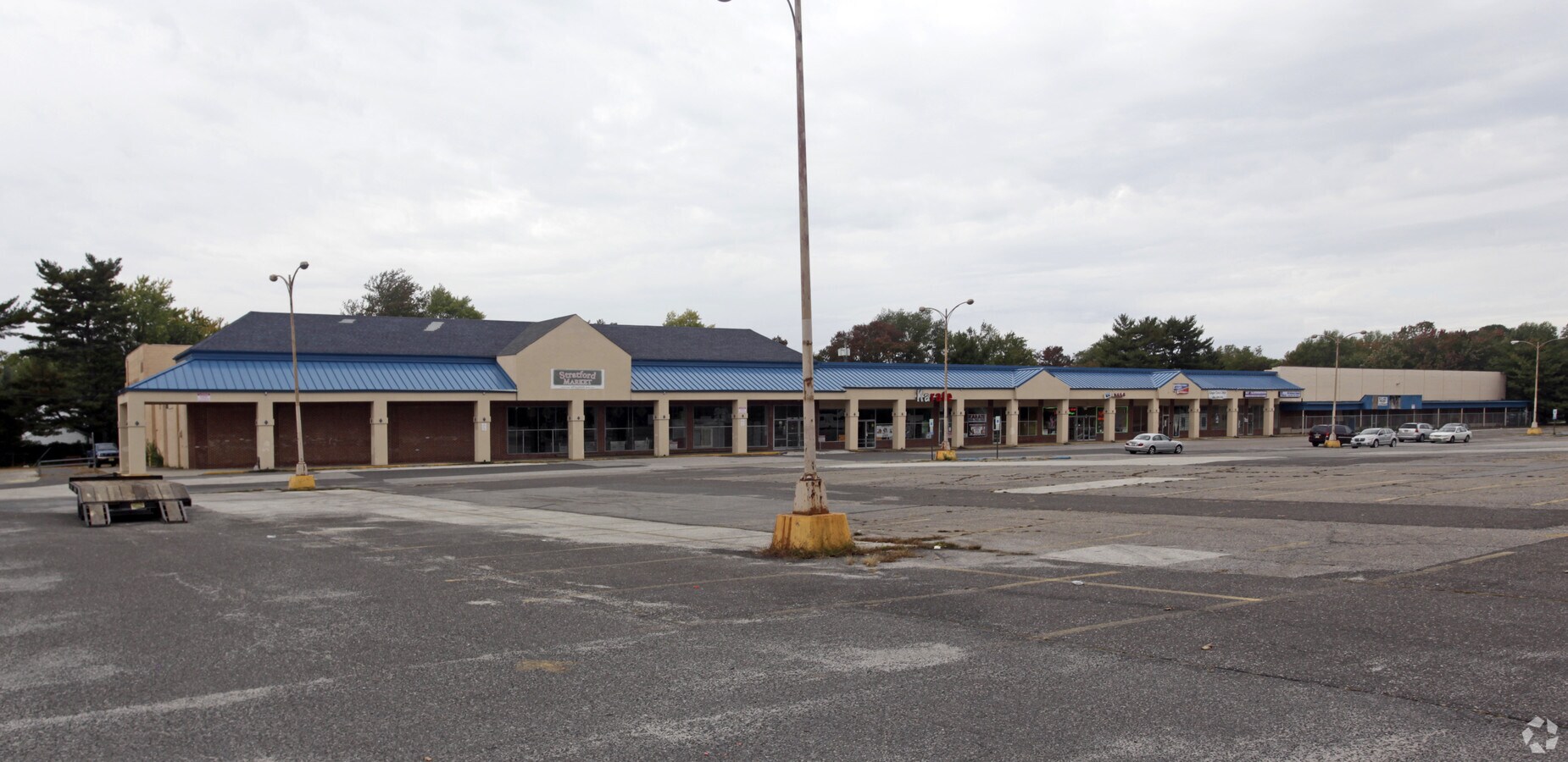 102 Warwick Rd, Stratford, NJ 08084 | LoopNet