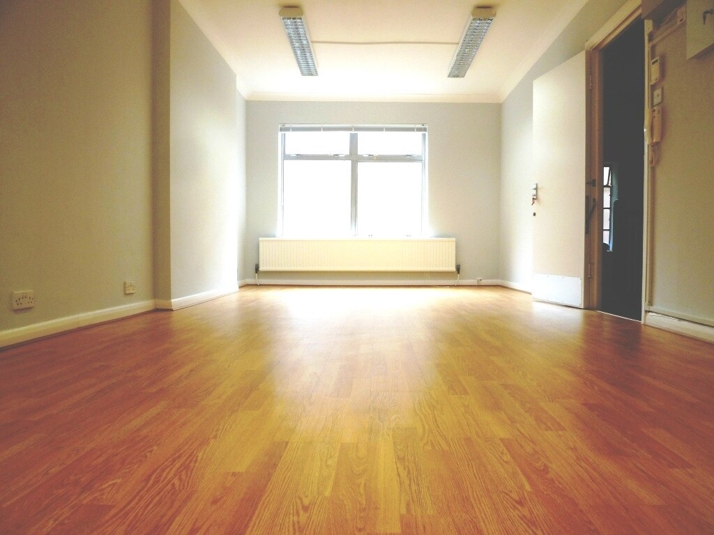 19 Briset St, London, LND EC1M 5NR | LoopNet