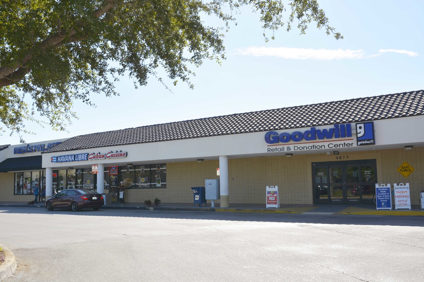 4849-4895 Golden Gate Pky, Naples, FL 34116 - Golden Gate Center | LoopNet