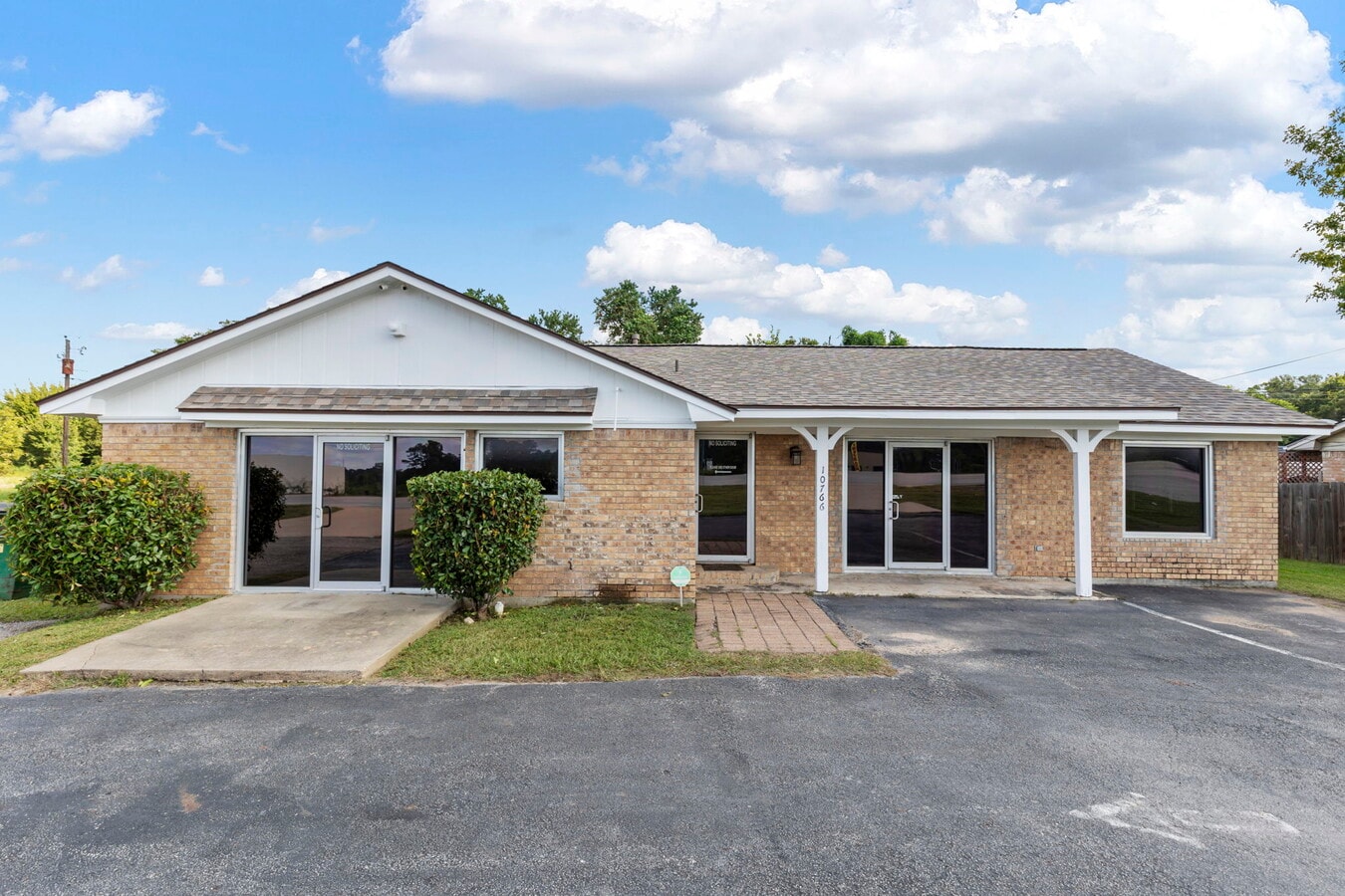 10766 Fm 1097 Rd W, Willis, TX 77318 - Office for Sale | LoopNet