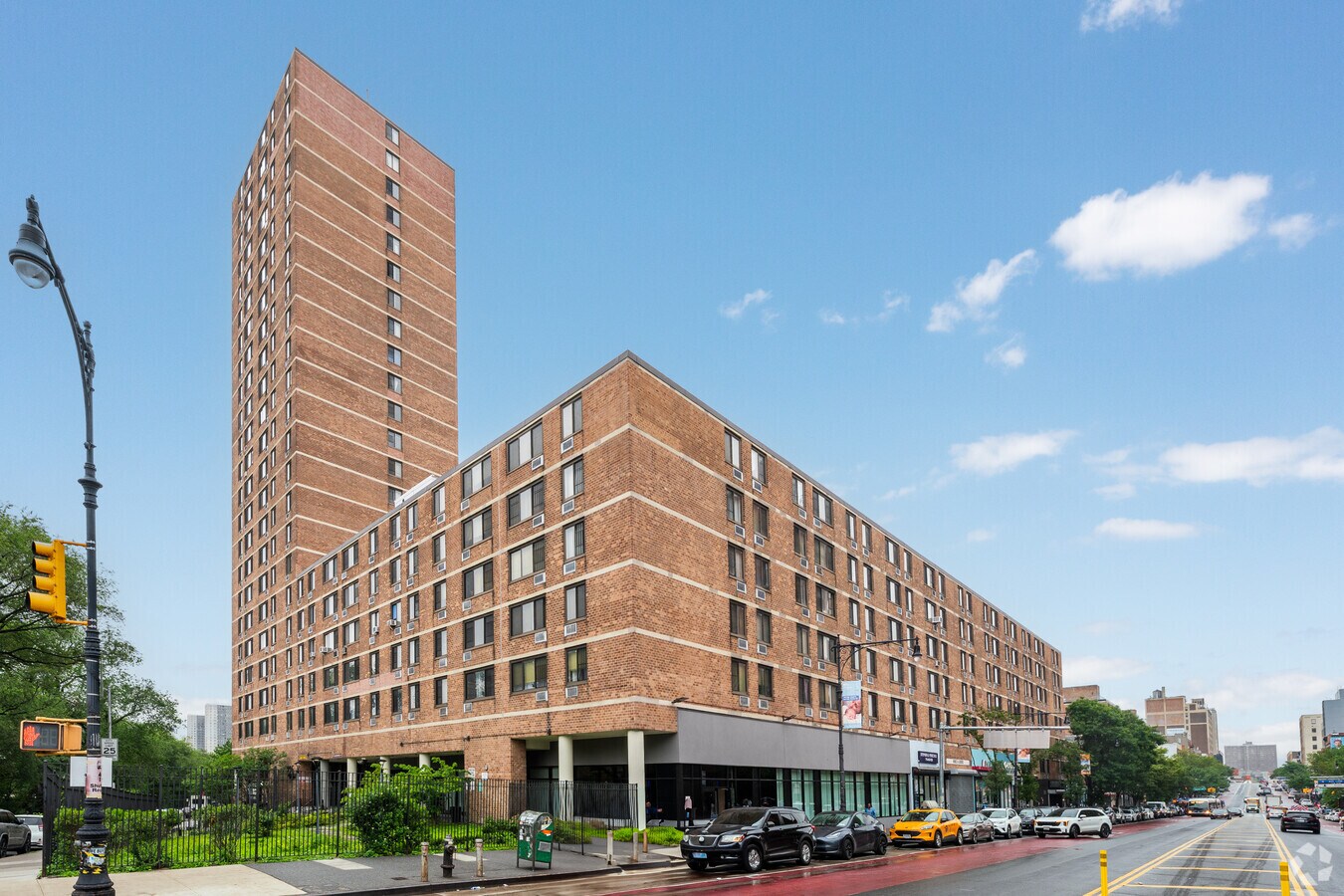 225-255 E 149th St, Bronx, NY 10451 | LoopNet