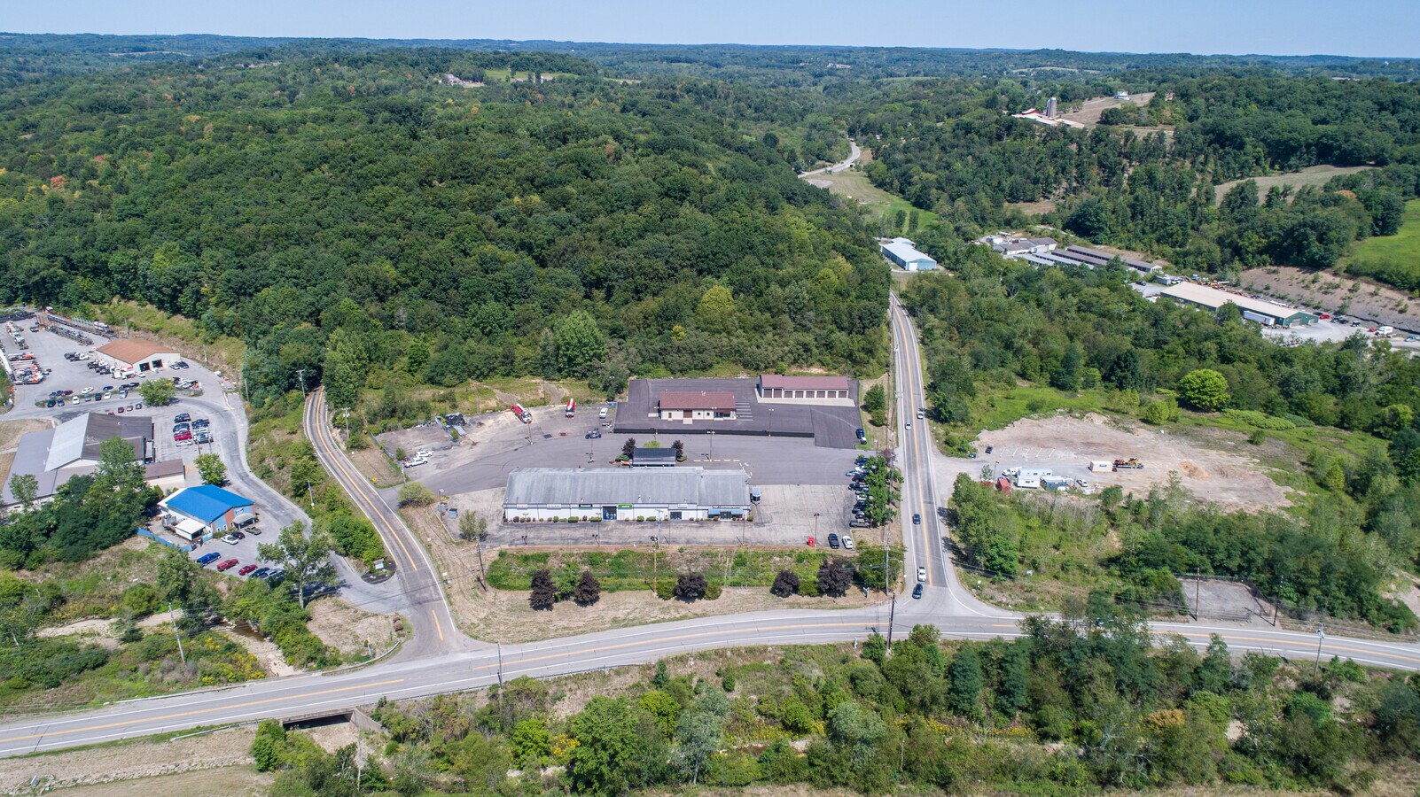 11 Oak Rd, Gibsonia, PA 15044 | LoopNet