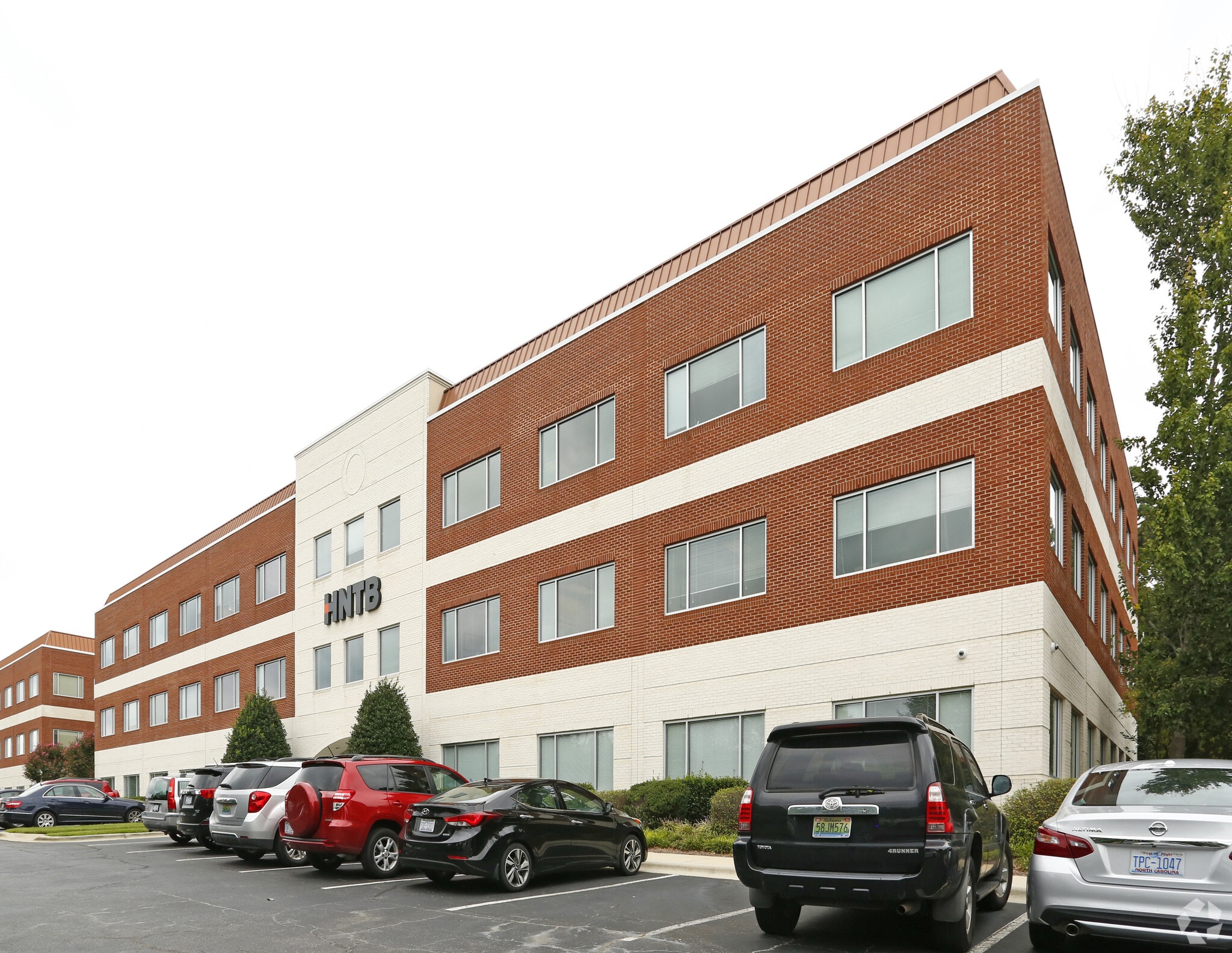 343 E Six Forks Rd, Raleigh, NC 27609 - Six Forks Place | LoopNet