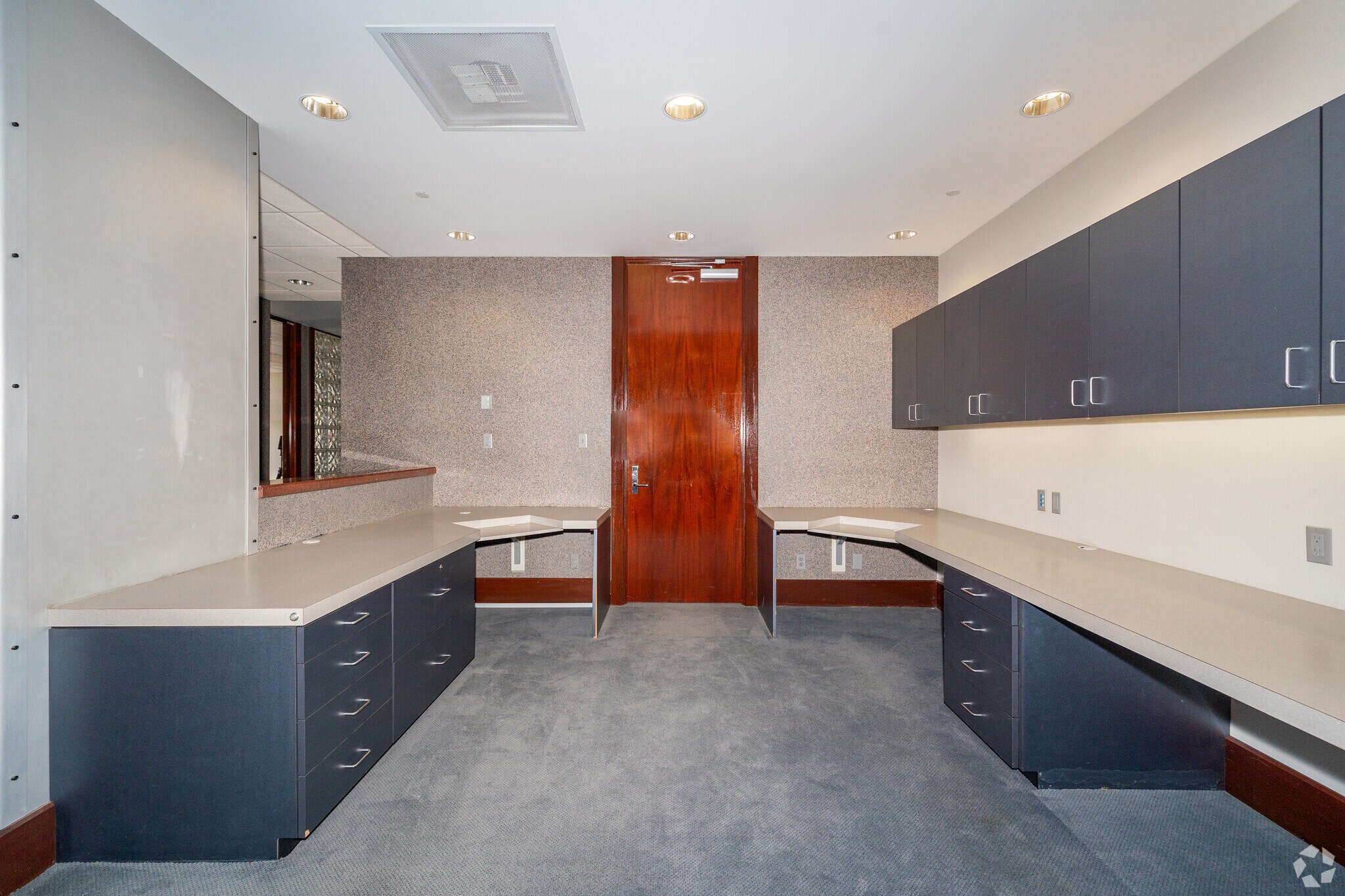 301 N Main St, Wichita, KS 67202 - Epic Center | LoopNet