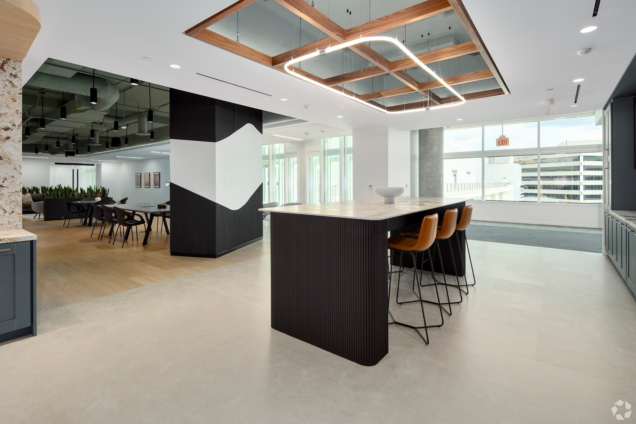 1 Inventa Pl, Silver Spring, MD 20910 - Inventa Towers | LoopNet