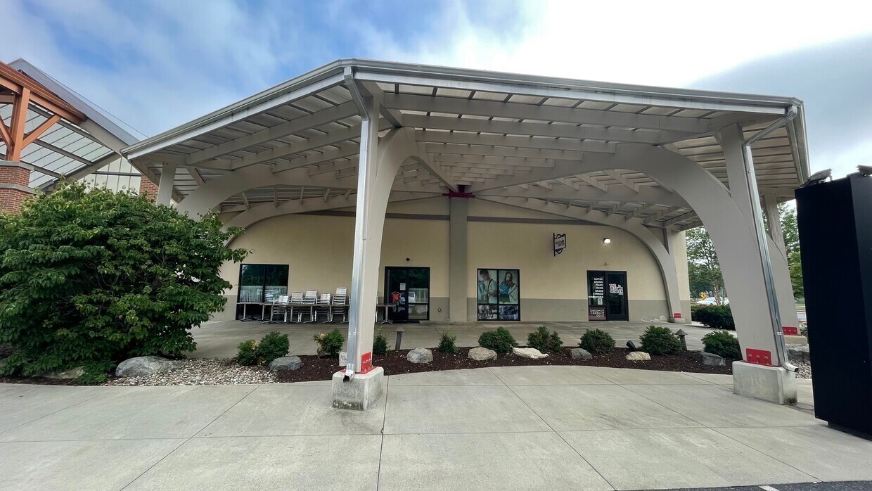 1800 Sullivan Trl, Easton, PA 18040 - Park Plaza at Sullivan Trail ...