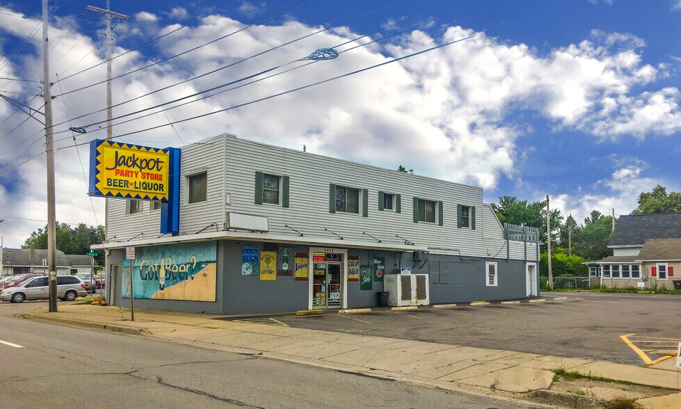 2922 S Cedar St, Lansing, MI 48910 | LoopNet