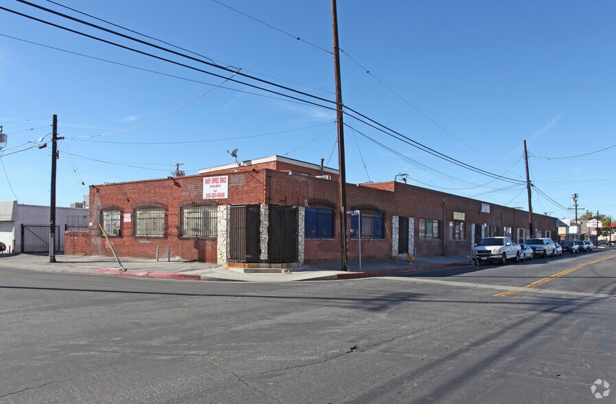 15140-15180 Raymer St, Van Nuys, CA 91405 - Raymer Commercial Center | LoopNet