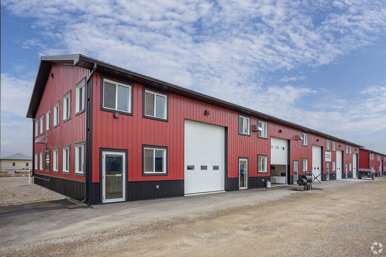 70 Slater Rd, Strathmore, AB T1P 1R8 | LoopNet