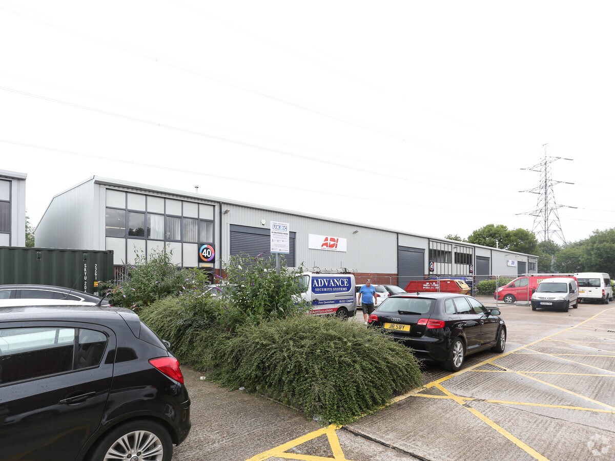 Acorn Rd, Crayford, DA1 4AL | LoopNet