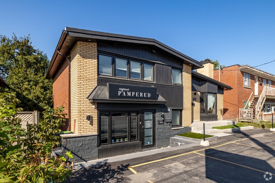 1984-1986 Boul des Laurentides, Laval, QC H7M 2Y5 - Médico Esthétique La Duchesse | LoopNet