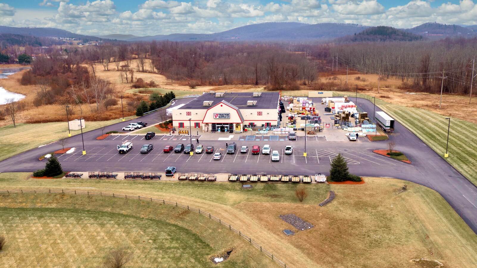 1253 Route 311, Patterson, NY 12563 | LoopNet.com