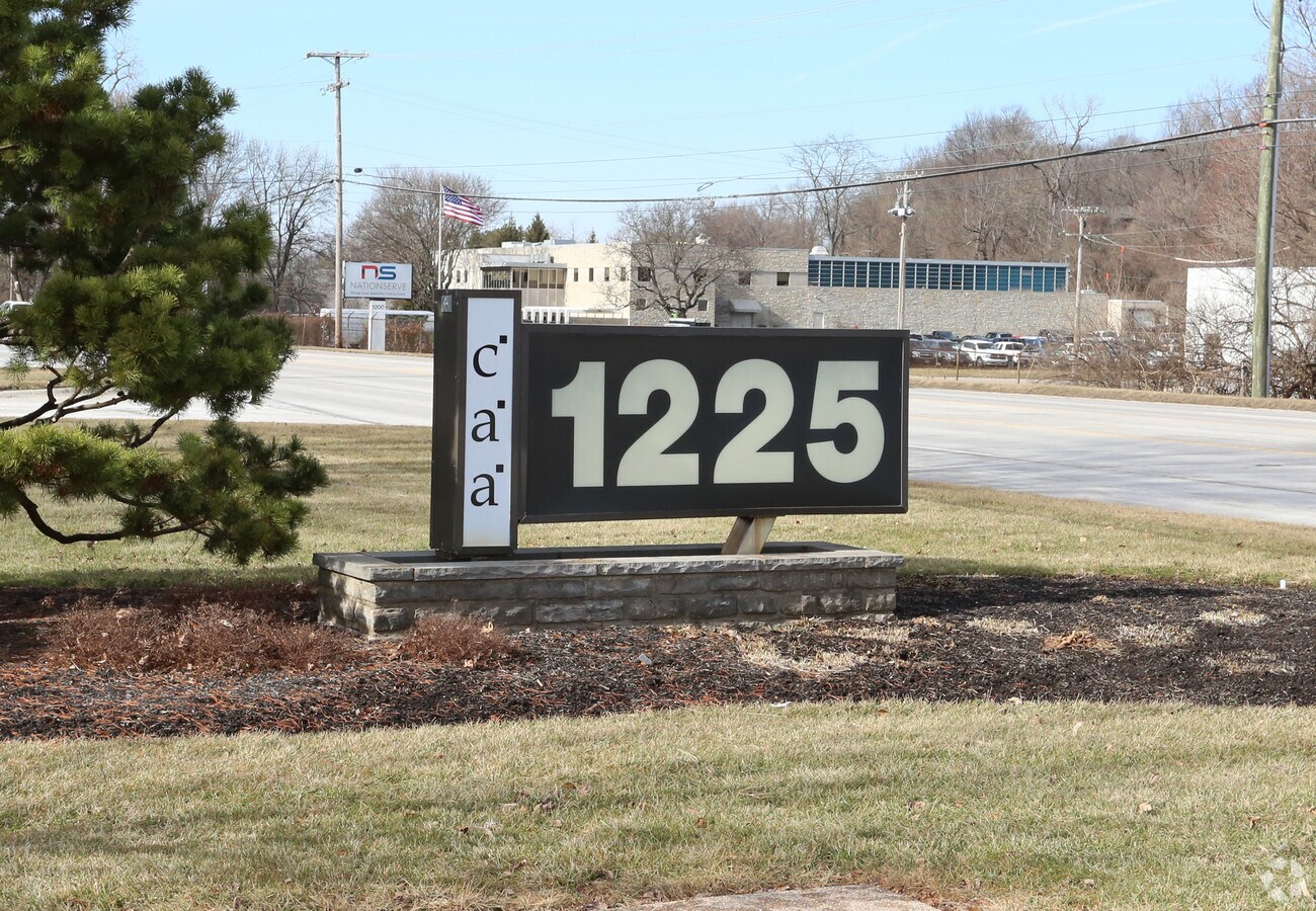 1225 Dublin Rd, Columbus, OH 43215 | LoopNet