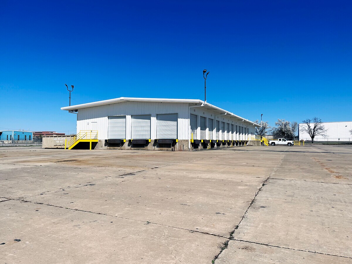 7400 SW 3rd St, Oklahoma City, OK 73128 | LoopNet