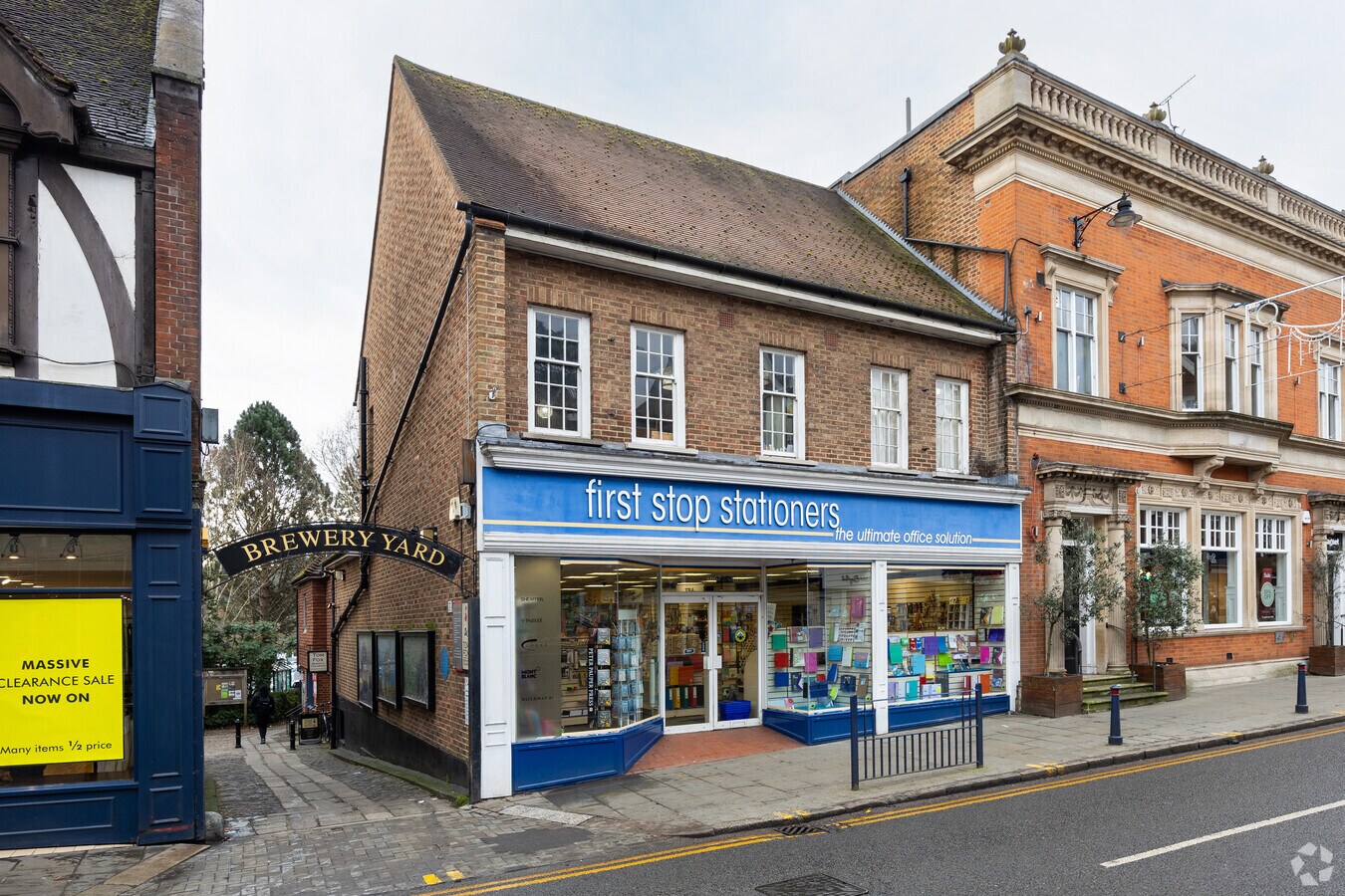 19-19c High St, Reigate, RH2 9AA | LoopNet